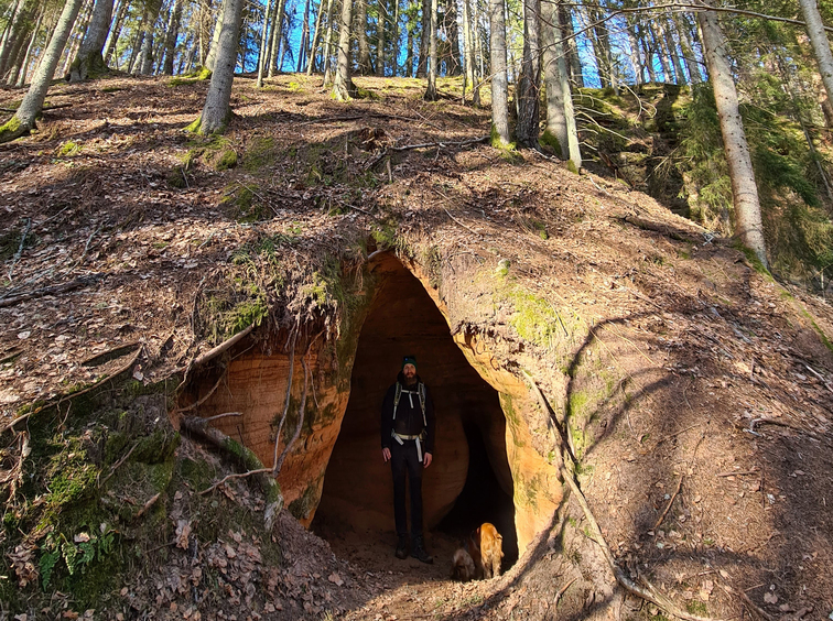 RAISKUMS - KVĒPENES PILSKALNS - Lonely Walks